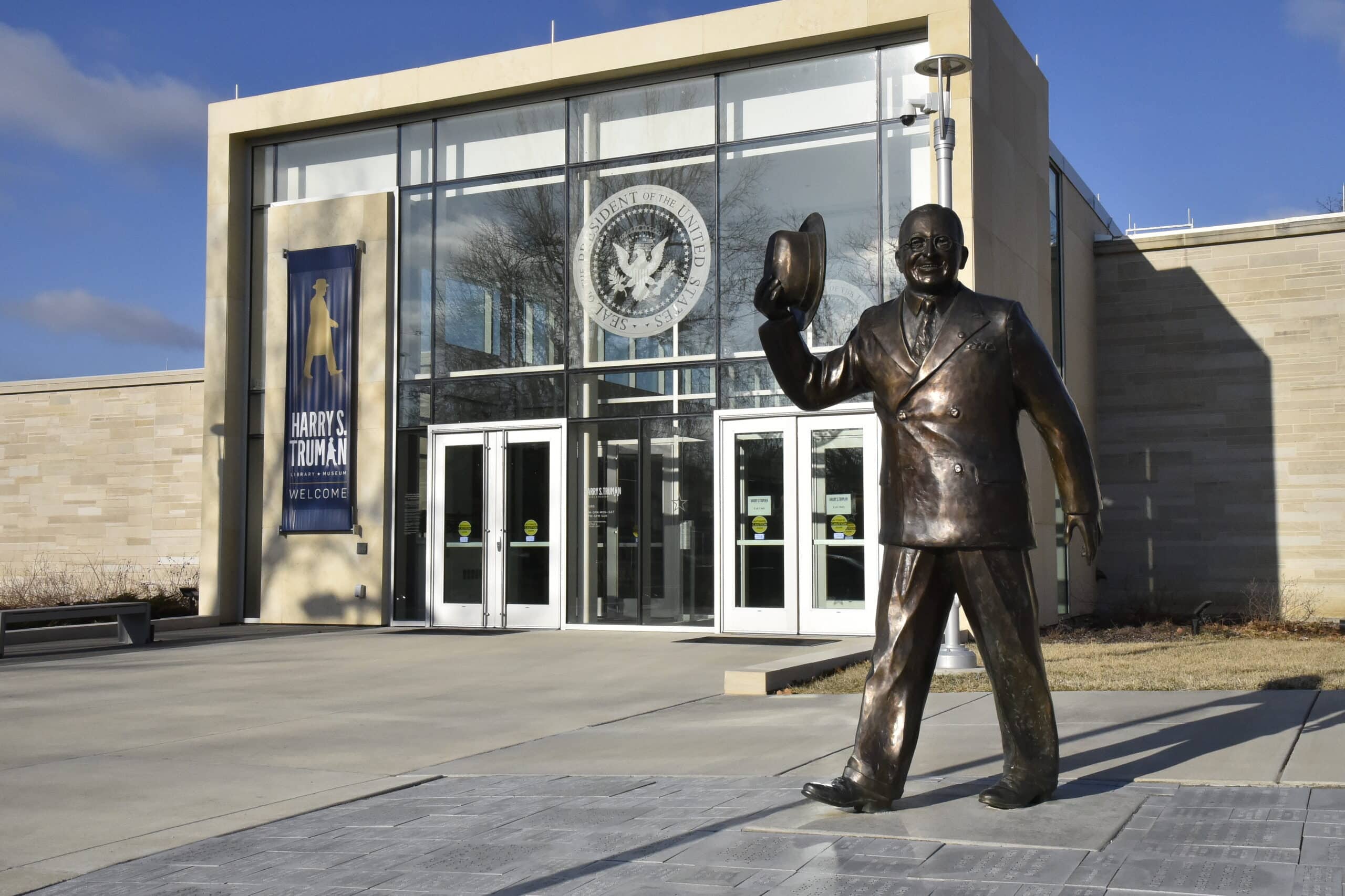 The Truman Museum-The Buck Stops Here - Our Changing Life